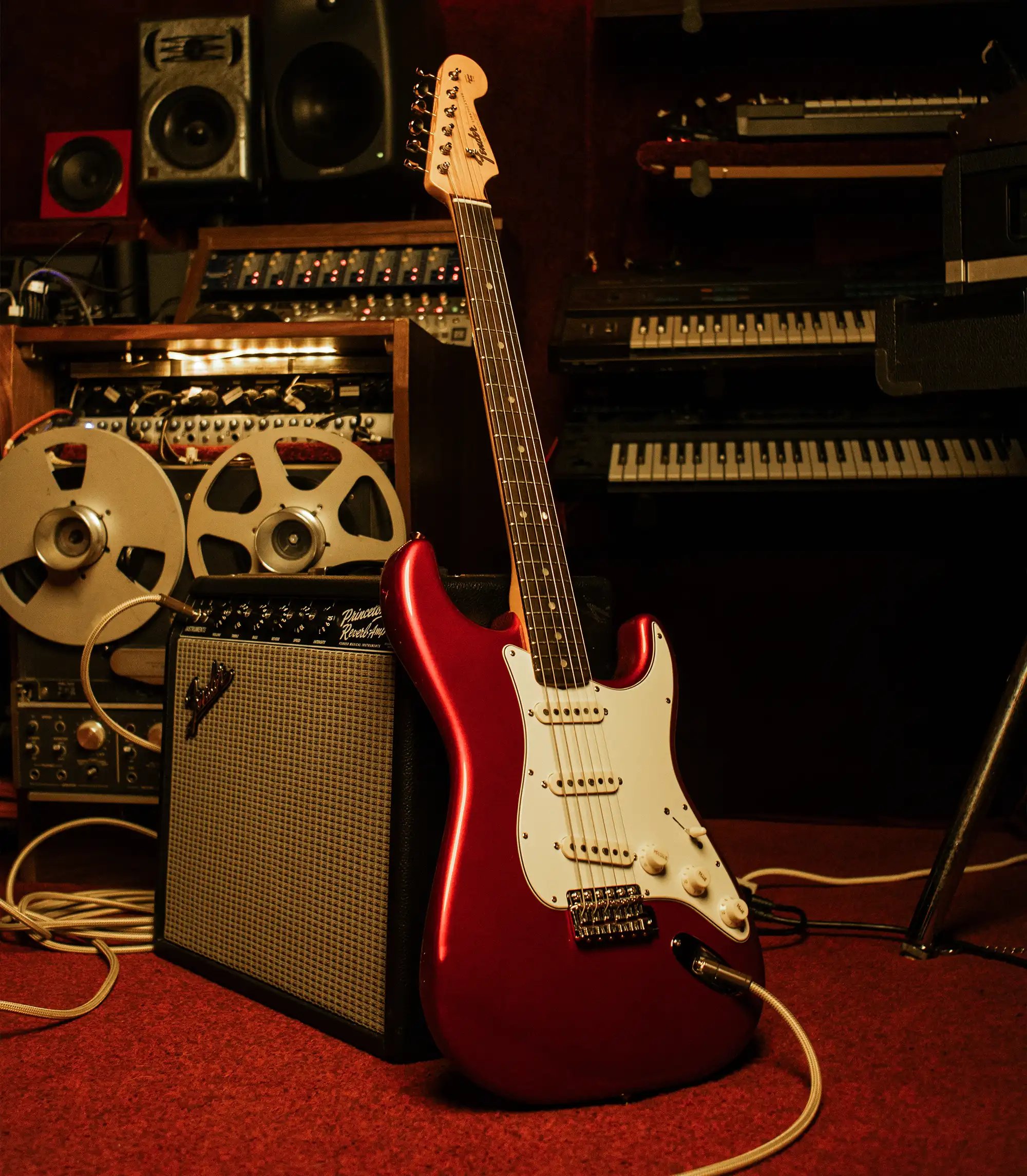Fender Stratocaster®: History & Sound of the Stratocaster Guitar